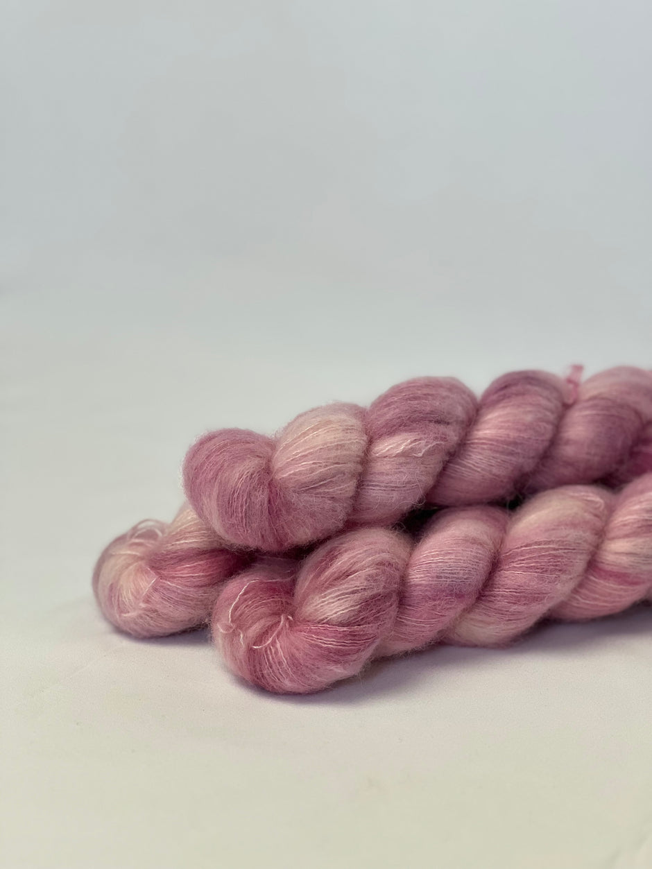 Delux Fluff – Unik Garn
